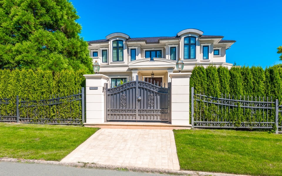 Pelanconi CA Real Estate | Homes & Lifestyle Guide