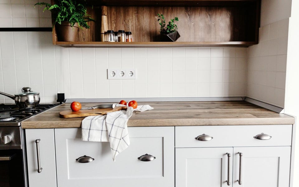 Decoding the Relationship Between Home Age and Market Value | Blog | Hacker Property Group