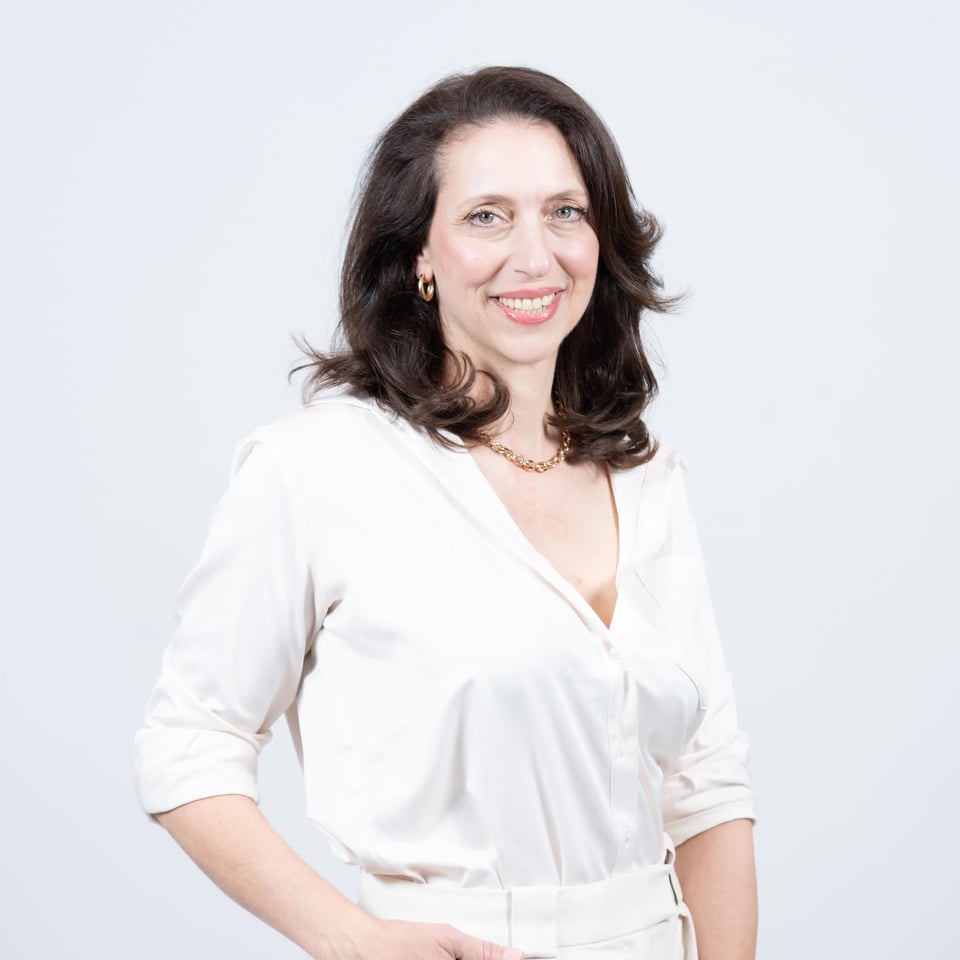 Maria Matthews - Experienced Real Estate Agent