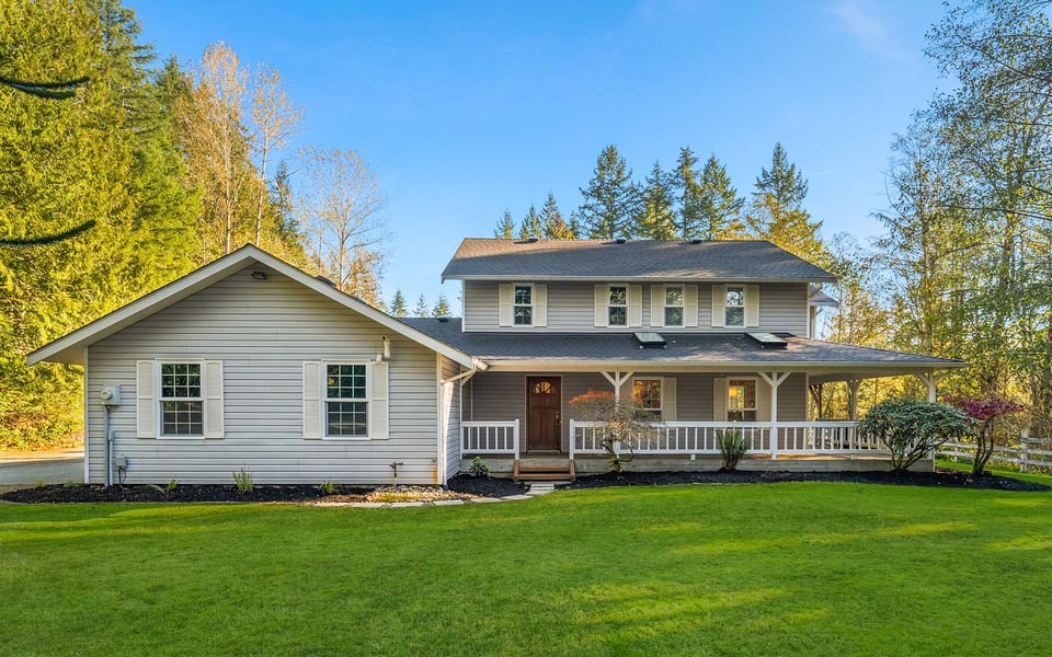 Sunny Home on 4.8 Acres in the Heart of Maple Valley | Team Foster