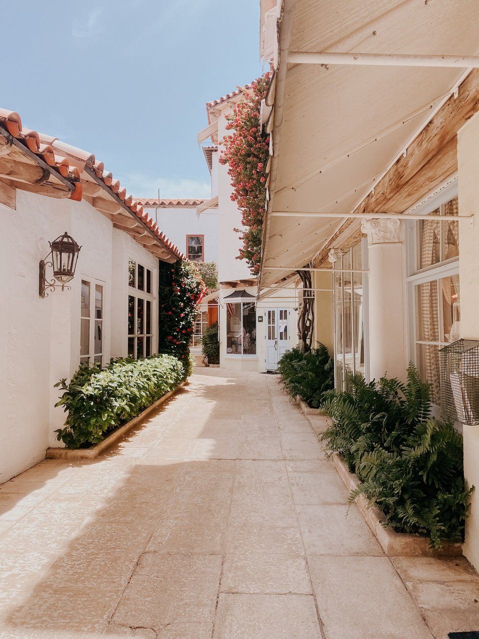 Neighborhood || The Harborage Island | Fort Lauderdale Real Estate