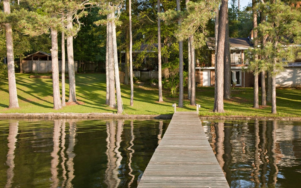 Inland Lake Waterfront Area Guide | Brick & Corbett
