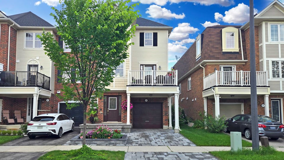 937 Burrows Gate | Rabiya Azim - Minmaxx