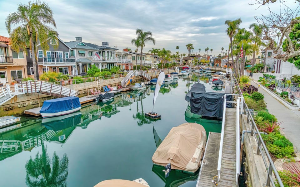 Long Beach | Community Guide