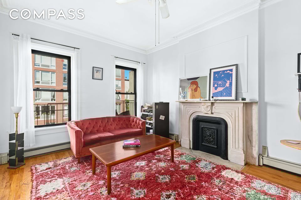 278 Saint James Place Unit: 3