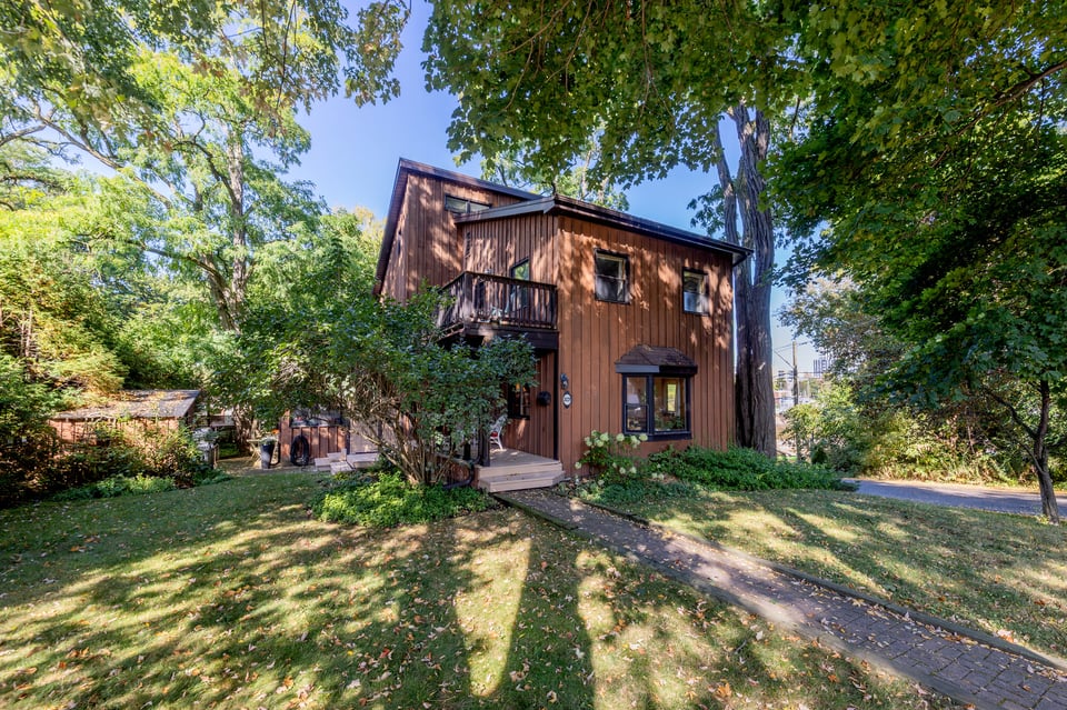 3029 Seneca Drive, Oakville