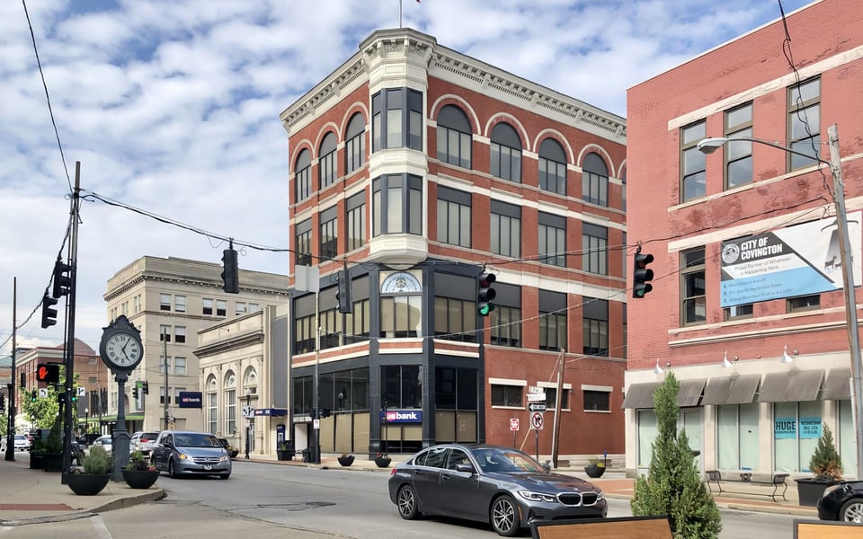 Living in Covington, KY | The Julia Wesselkamper Group