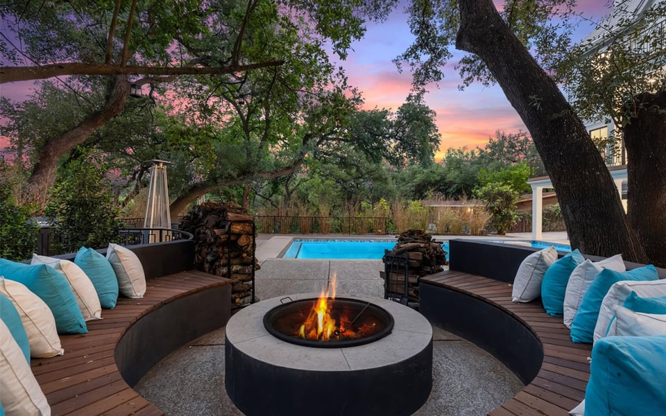 The Differences Between Buying A Second Home vs. an Investment Property ...