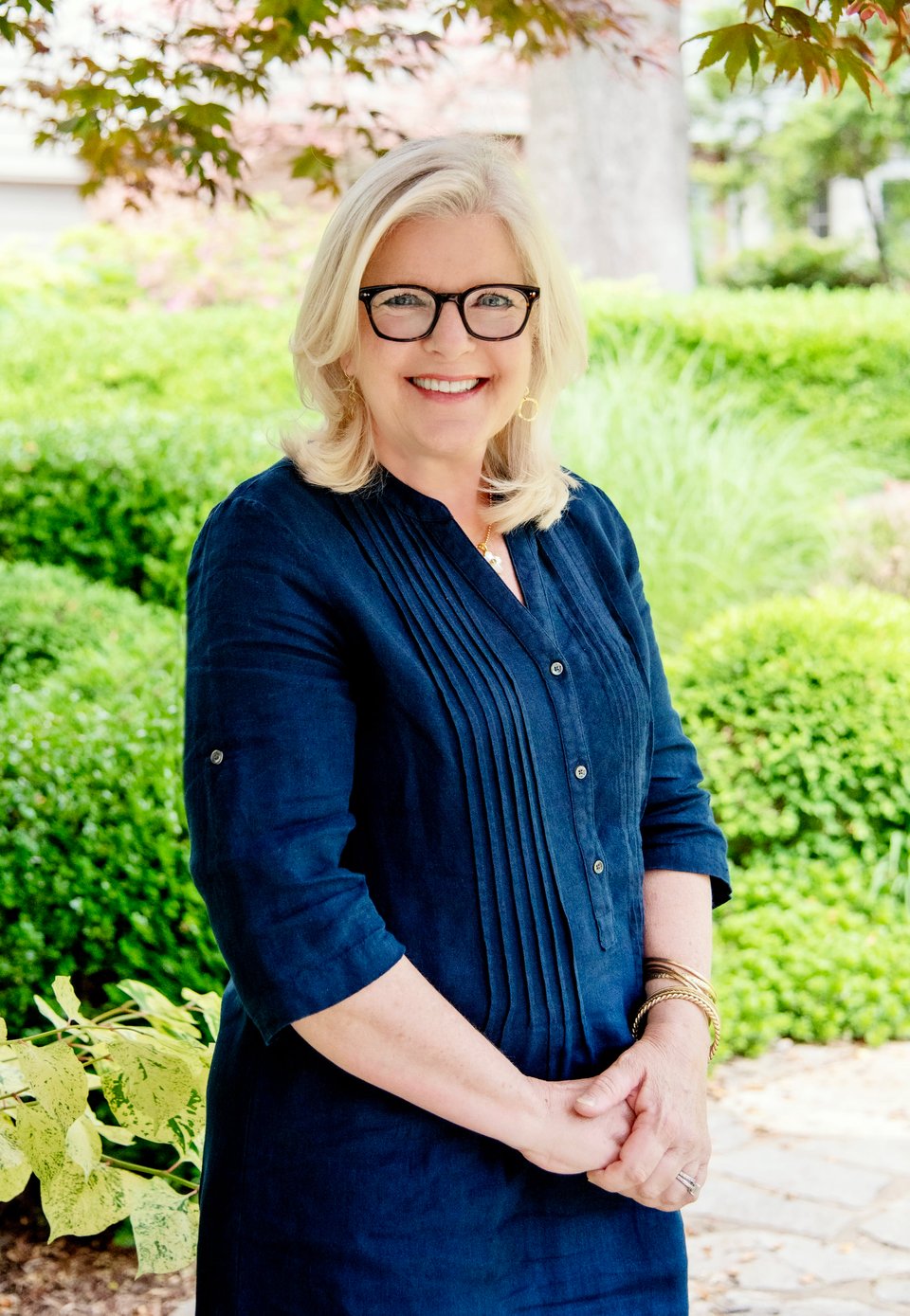 Meet Lisa Coulter - Your Local Real Estate Agent