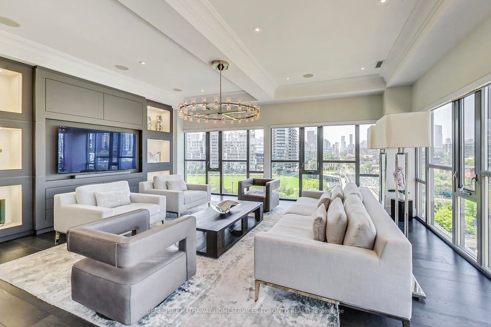 EDGE LOFTS | Toronto Real Estate | Penthouse Queen