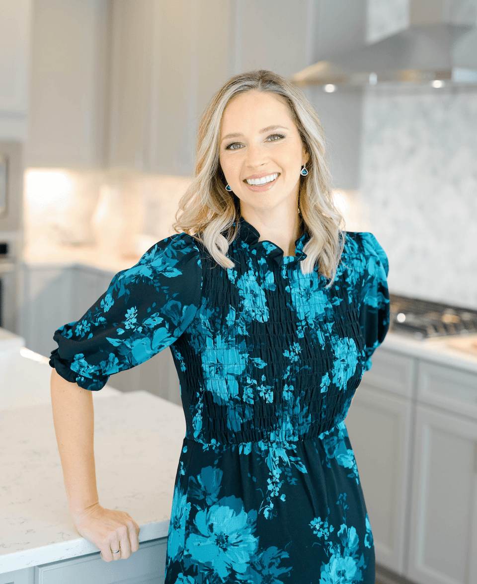 Meet Jenny Gardner: Your Trusted Real Estate Agent
