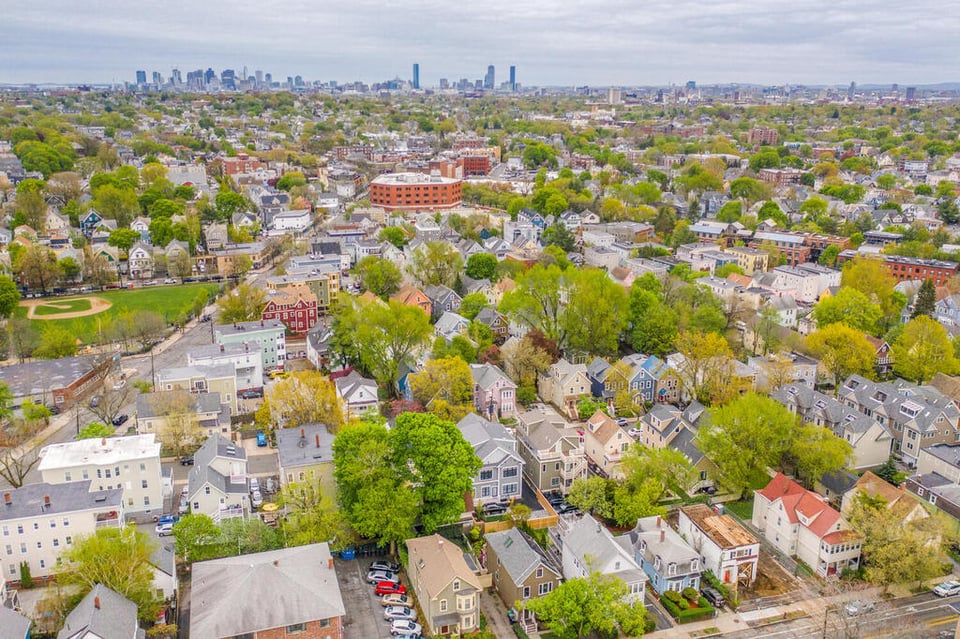 Discover Davis Square Somerville MA – Explore & Enjoy Today! | Sandrine Deschaux