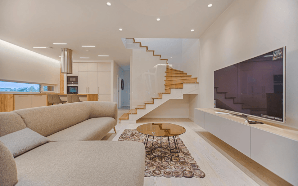 How to Buy a Luxury Home | Blog | Corey Crocker