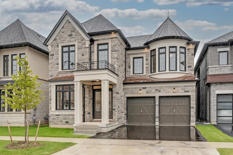 2356 Charles Cornwall Avenue | Oakville, ON L6M 5M6 | Goodale Miller Team