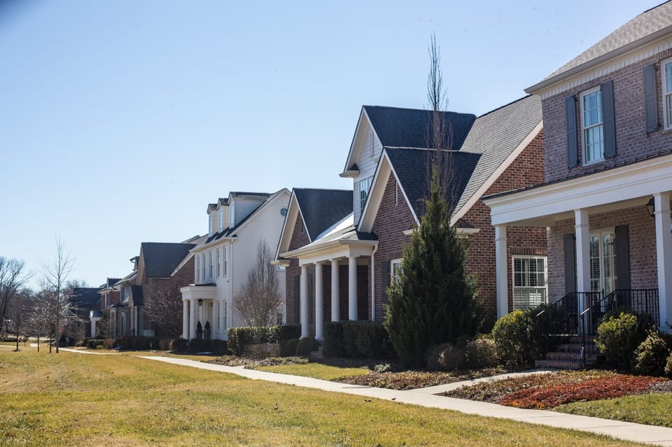 Discover Green Hills Neighborhood Guide | Susan Hoag