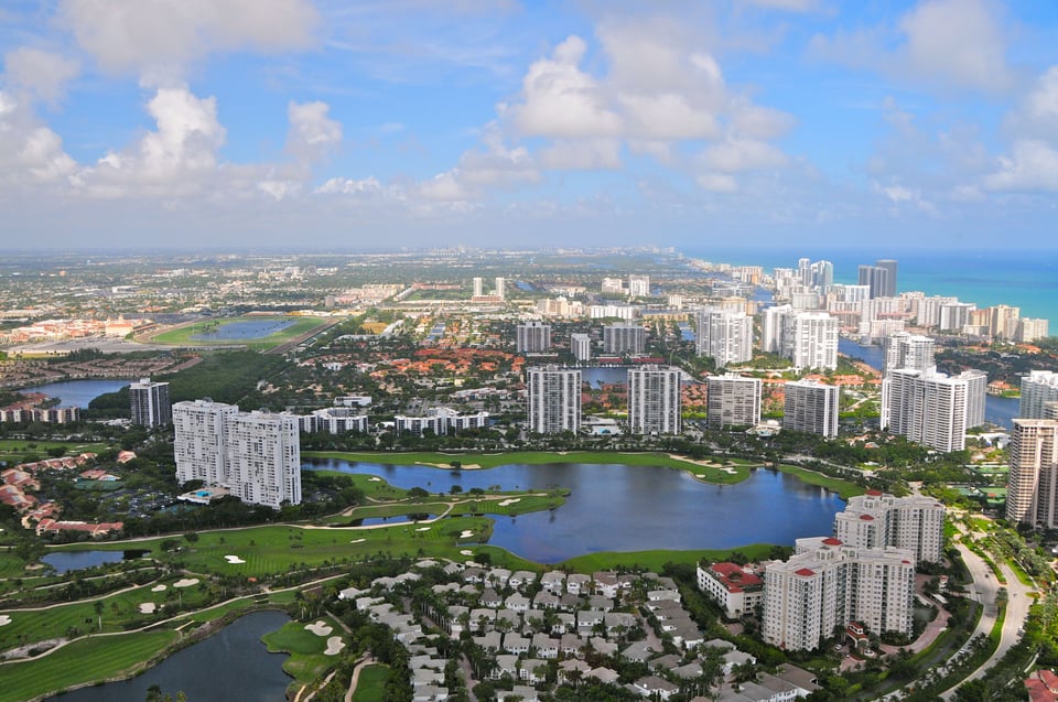 Aventura Community Guide | Christopher Ulloa