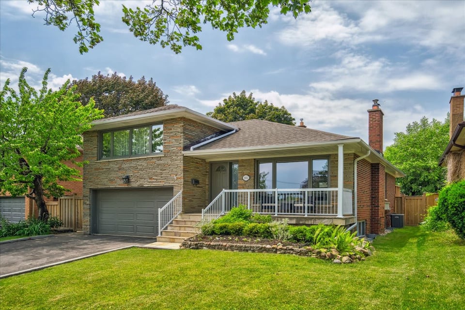 202 Wincott Drive | Real Estate Listing | Kevin Crigger Real Estate Team