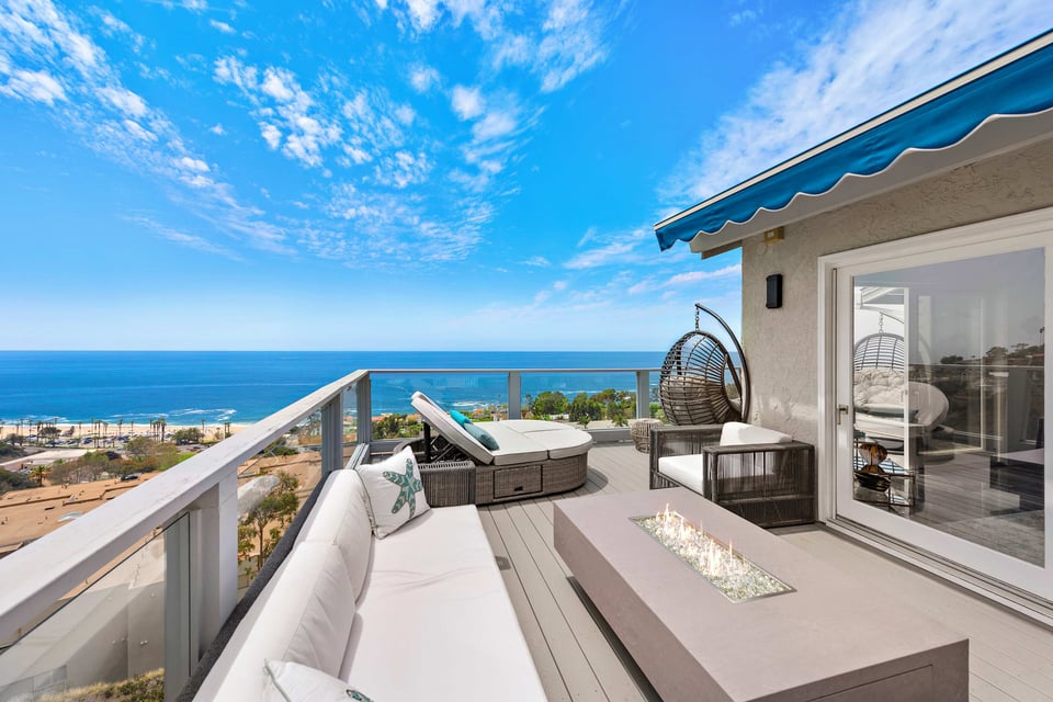 Luxury Coastal Living: Panoramic Ocean View Home in Laguna beach | the ...