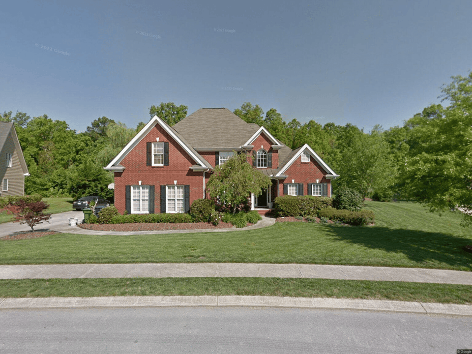 2169 Turnberry Cir