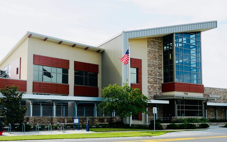 Gulf Gate | Neighborhood Guide | Wendy Egan