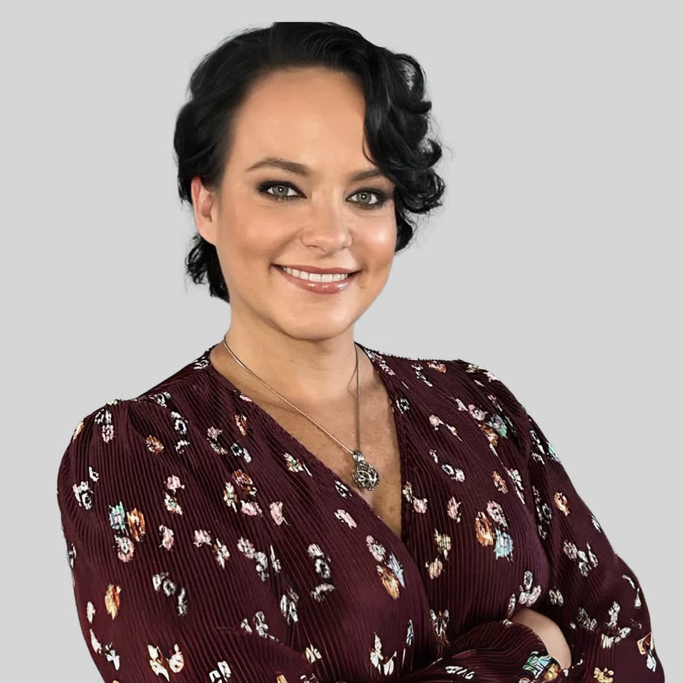 Erin Connelly - Your Real Estate Agent | David Lovitch Group