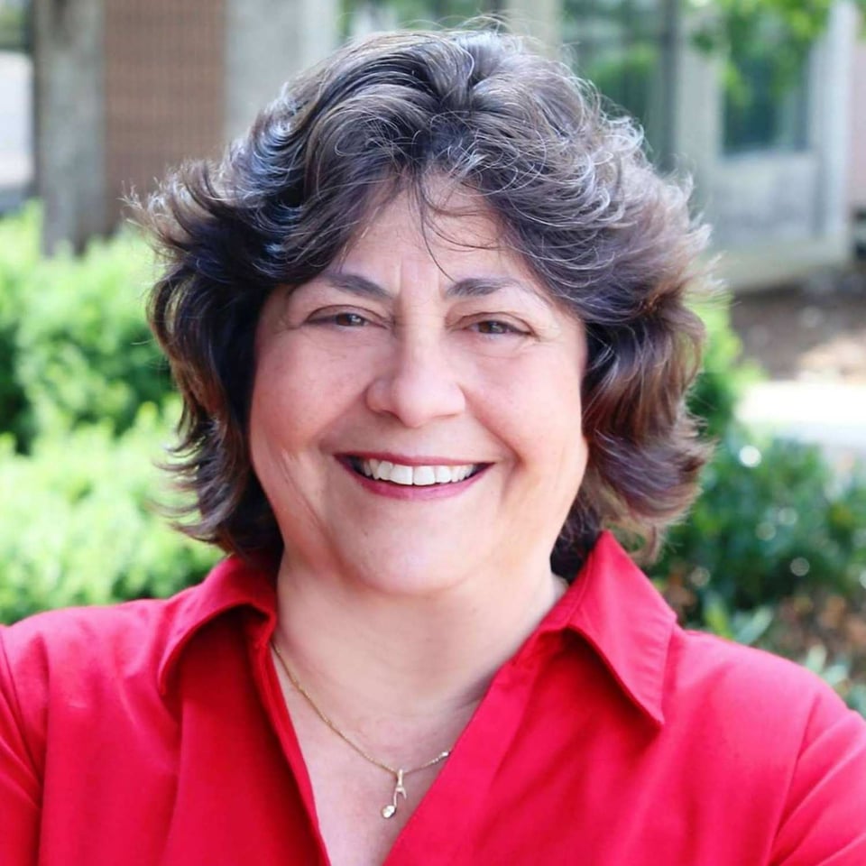 Jeanette DiLuco - Trusted Real Estate Agent in PA