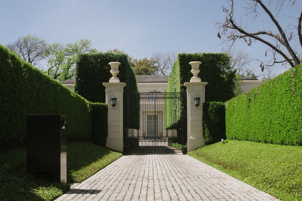 University Park | Neighborhood Guide | Tiffany & Brandon Hawkins