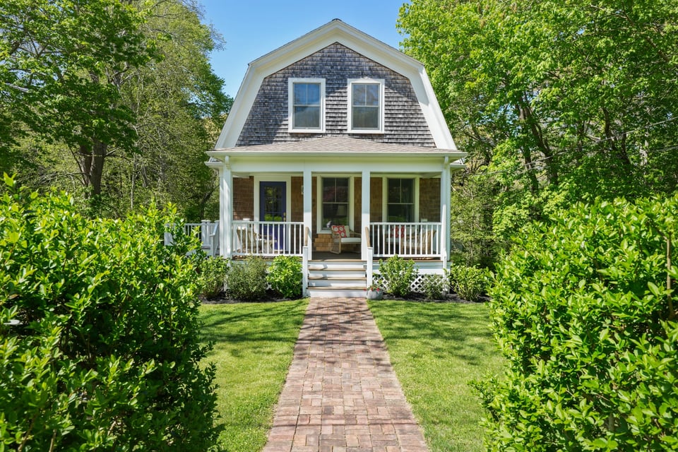 Park-like Setting In Cotuit Village