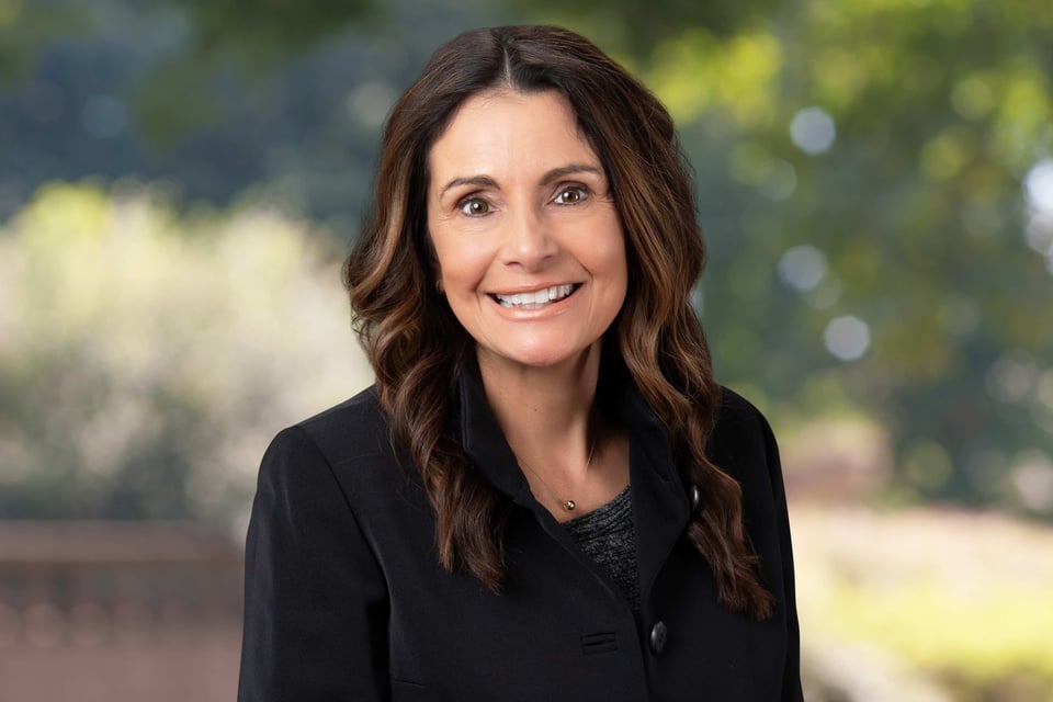 About Simmons Denise