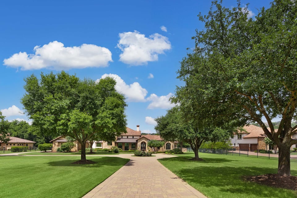 14208 Flat Top Ranch Road | Magnificent Lake Austin Estate