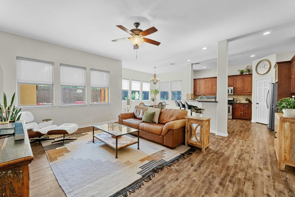 Crestview | Austin homes | 78757 homes | 1007 Taulbee Ln | Taulbee