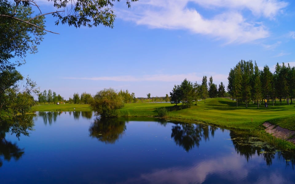 River Course | Neighborhood Guide