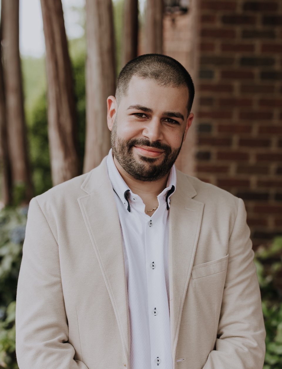 Giovanny Martinez | Dedicated Real Estate Professional