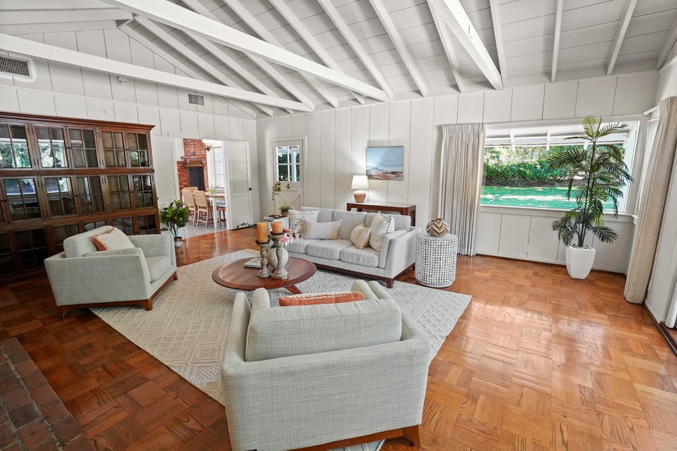 Rare Malibu Estate on 4 Acres - Rustic Charm, Coastal Living ...