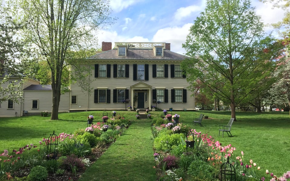 Jamaica Plain Outdoor Movie Night | Ellen and Janis Team | Compass ...