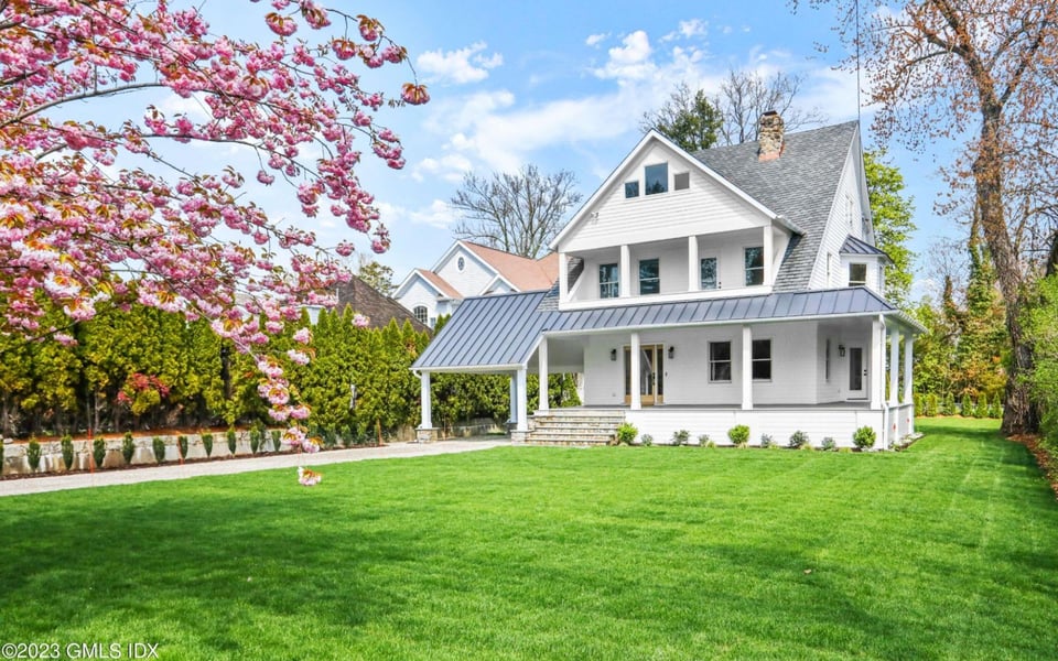 Why People Hate Outgrowing Their Home (and How to Make It Better