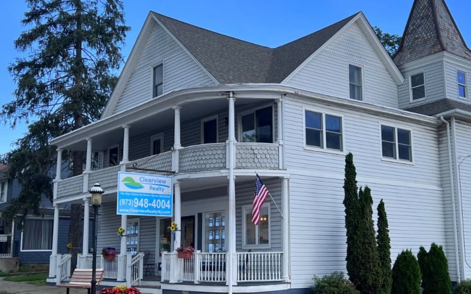 Explore Branchville/Frankford | Neighborhood Guide