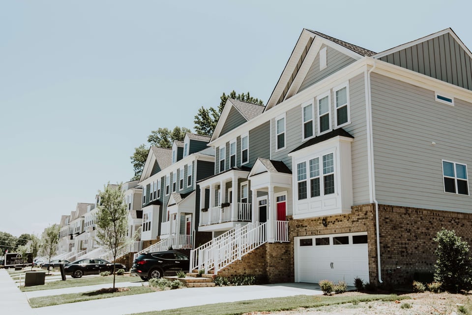 Sedgefield | Neighborhood Guide