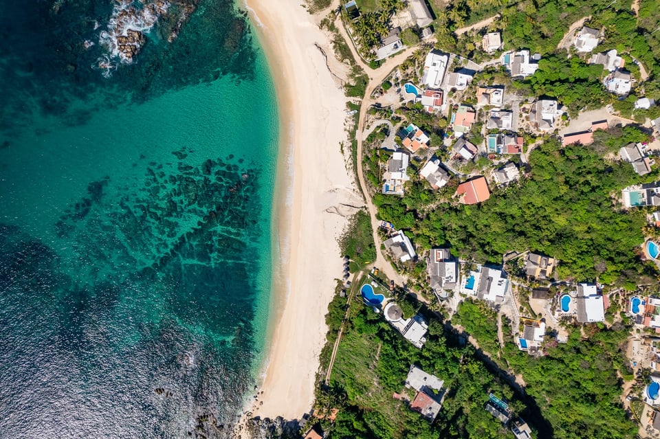Salchi & Cuatunalco Homes: Bays & Secluded Residences