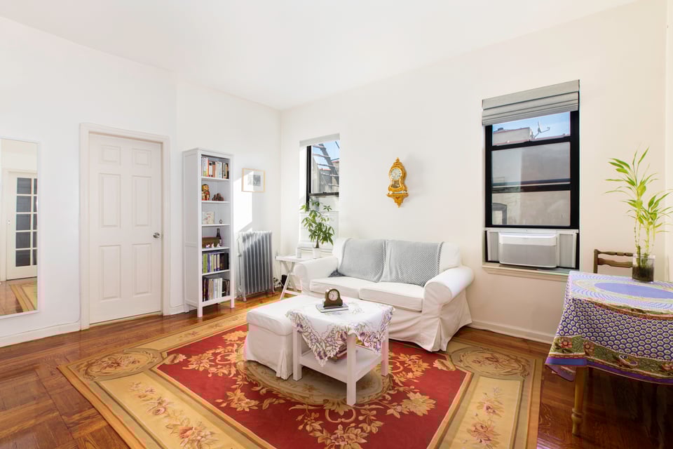 15 Fort Washington | Annette Akers