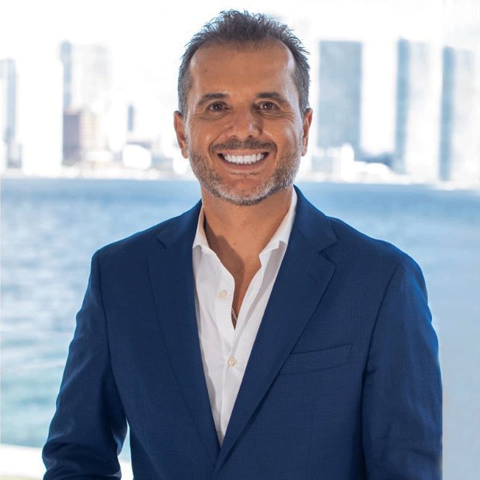 Ivan Ramirez Real Estate Agent Aventura, FL – Discover Luxury Living ...