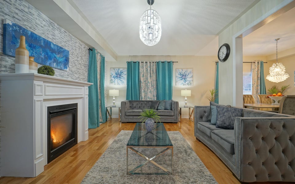 Discover the Diverse Architecture | Keri Shull Team