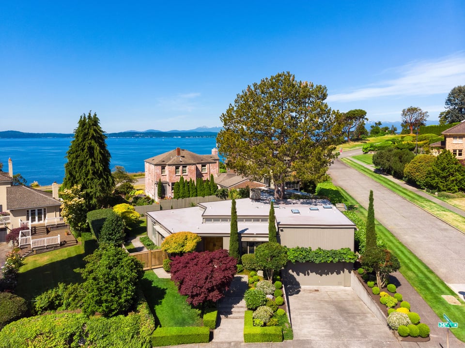 Magnolia, WA | Neighborhood Guide | Robbie Tradal