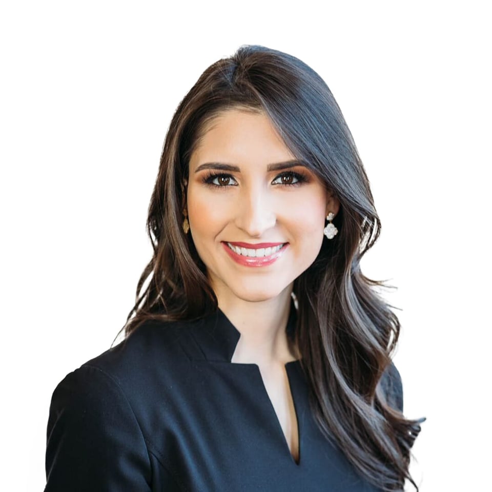 Melissa Luna - Real Estate Agent | RE/MAX Legends | Oakbrook Terrace ...