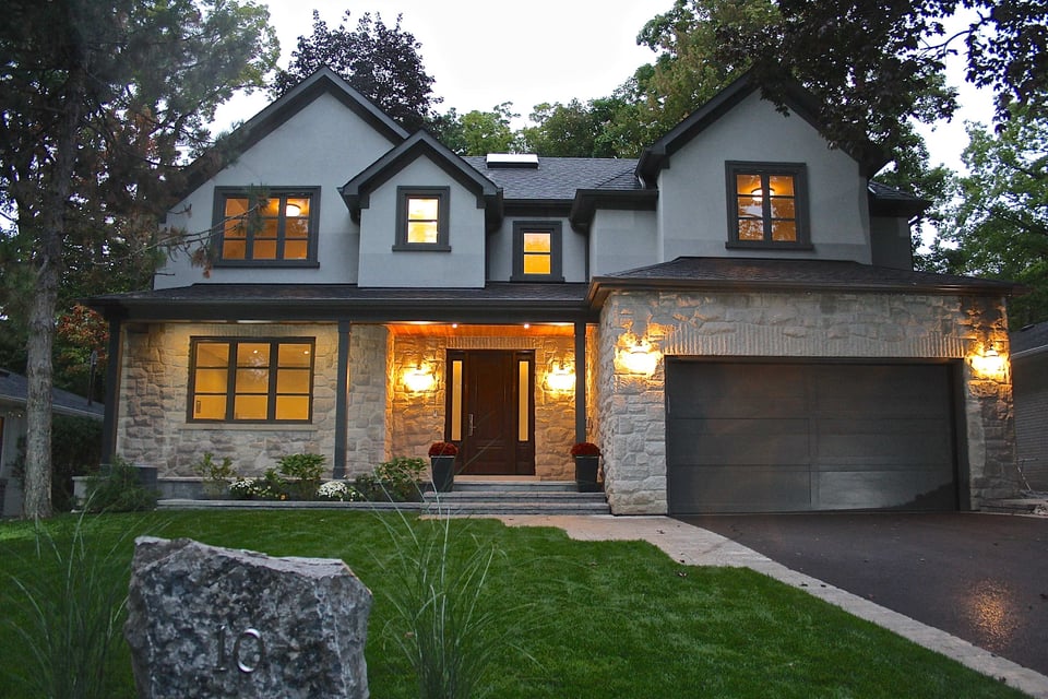 Architectural Gems: Exploring Etobicoke's Most Prestigious Home Styles