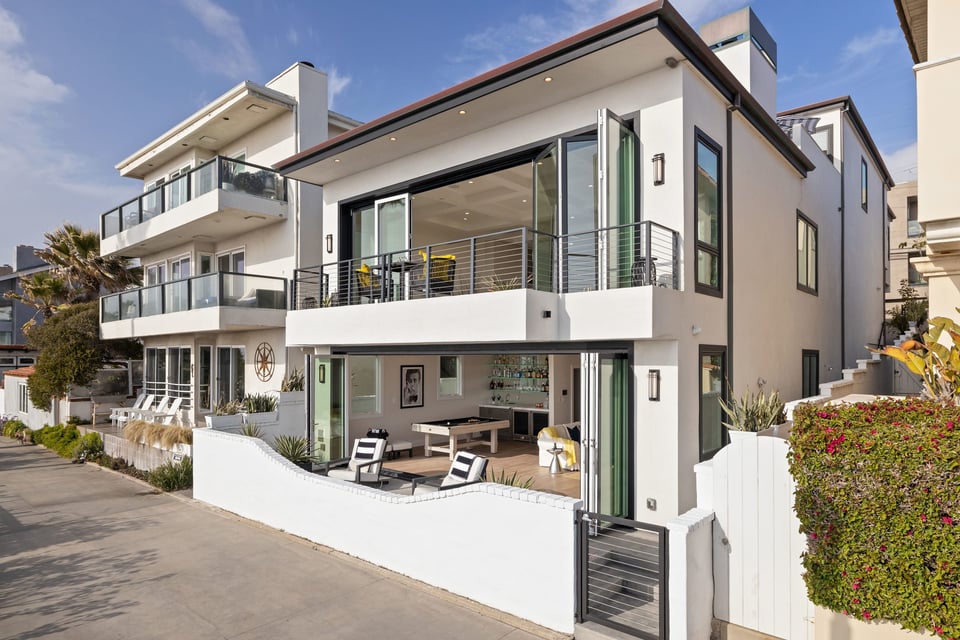 3808 The Strand Drive | The File Group | Orange County Real Estate Agents