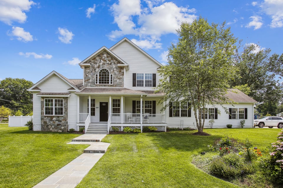 Neighborhood || Fort Hunt