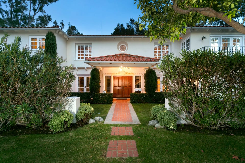 Spectacular Valmonte Home