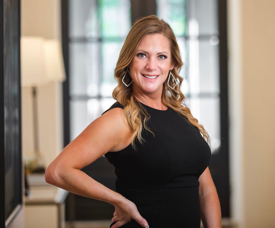 About Victoria Callander