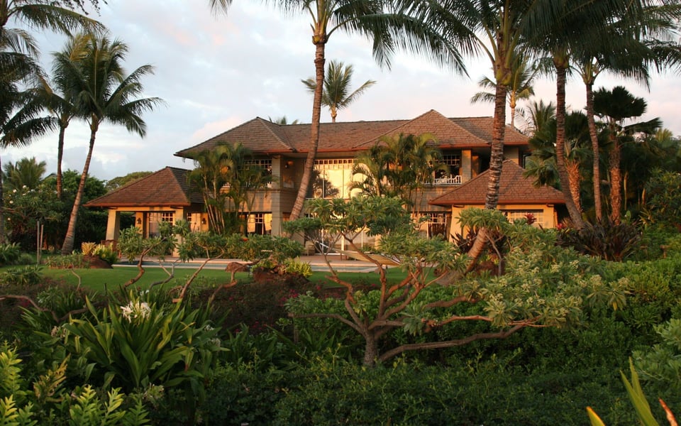 Honolulu | Neighborhood Guide | Maila Gibson-Bandmann